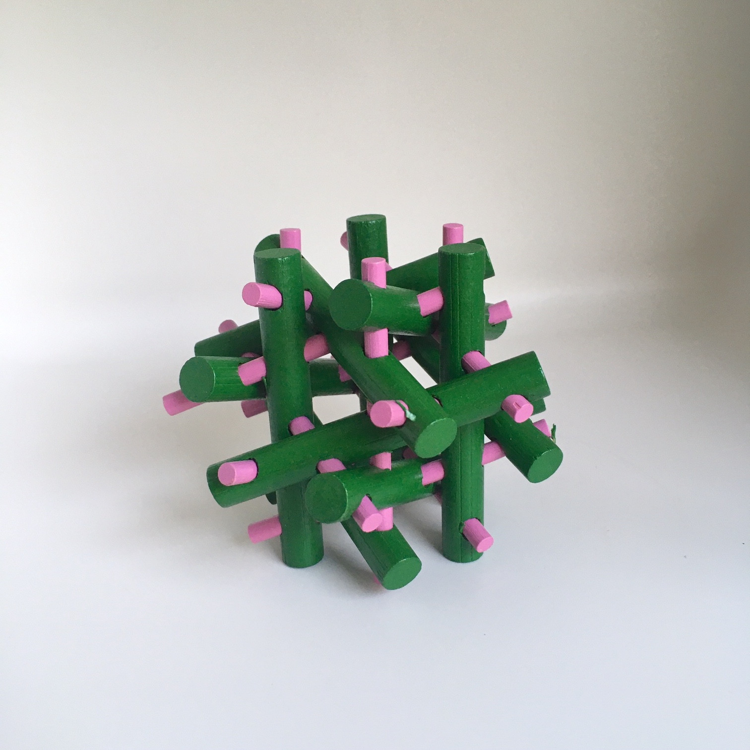IQ Test Bamboo Puzzle / Sticks green-pink - STUDIO BRILLANTINE | DESIGN ...
