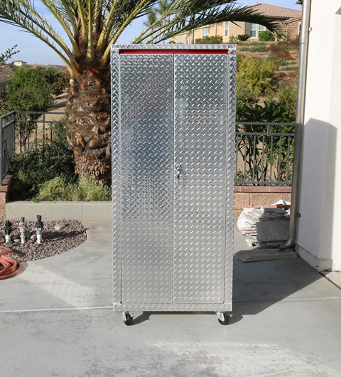 Daytona Diamond Plate Mini Storage Locker