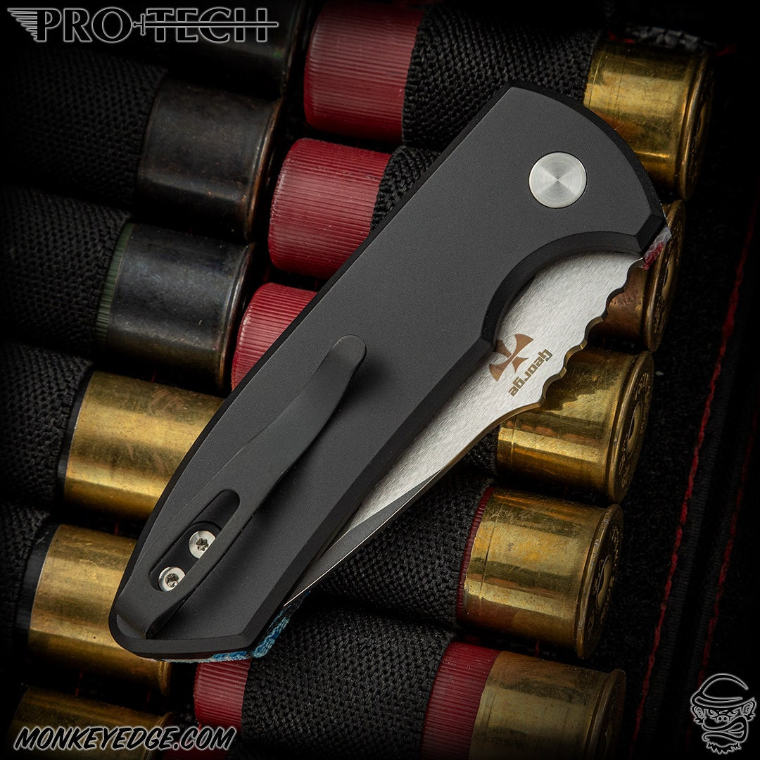 Monkey Edge - Pro-Tech Knives: SBR (Les George Design) - Two Tone/Black ...