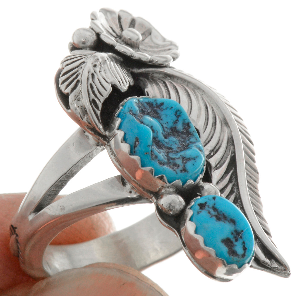 Navajo Natural Turquoise Silver Ladies Ring Pointer Style 26442