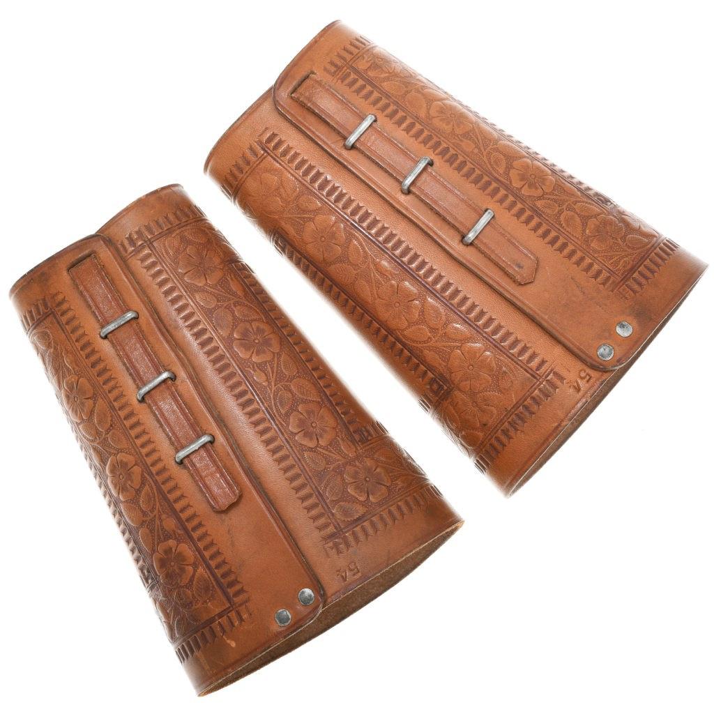 Ready to Wear or Display! Vintage Cowboy Tooled Leather Wrist Cuffs 42051