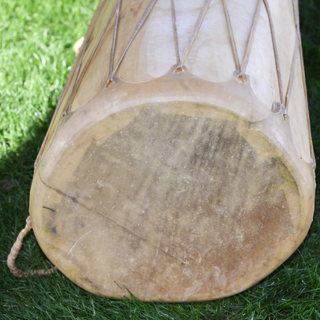 Vintage Native American Log Drum 43525