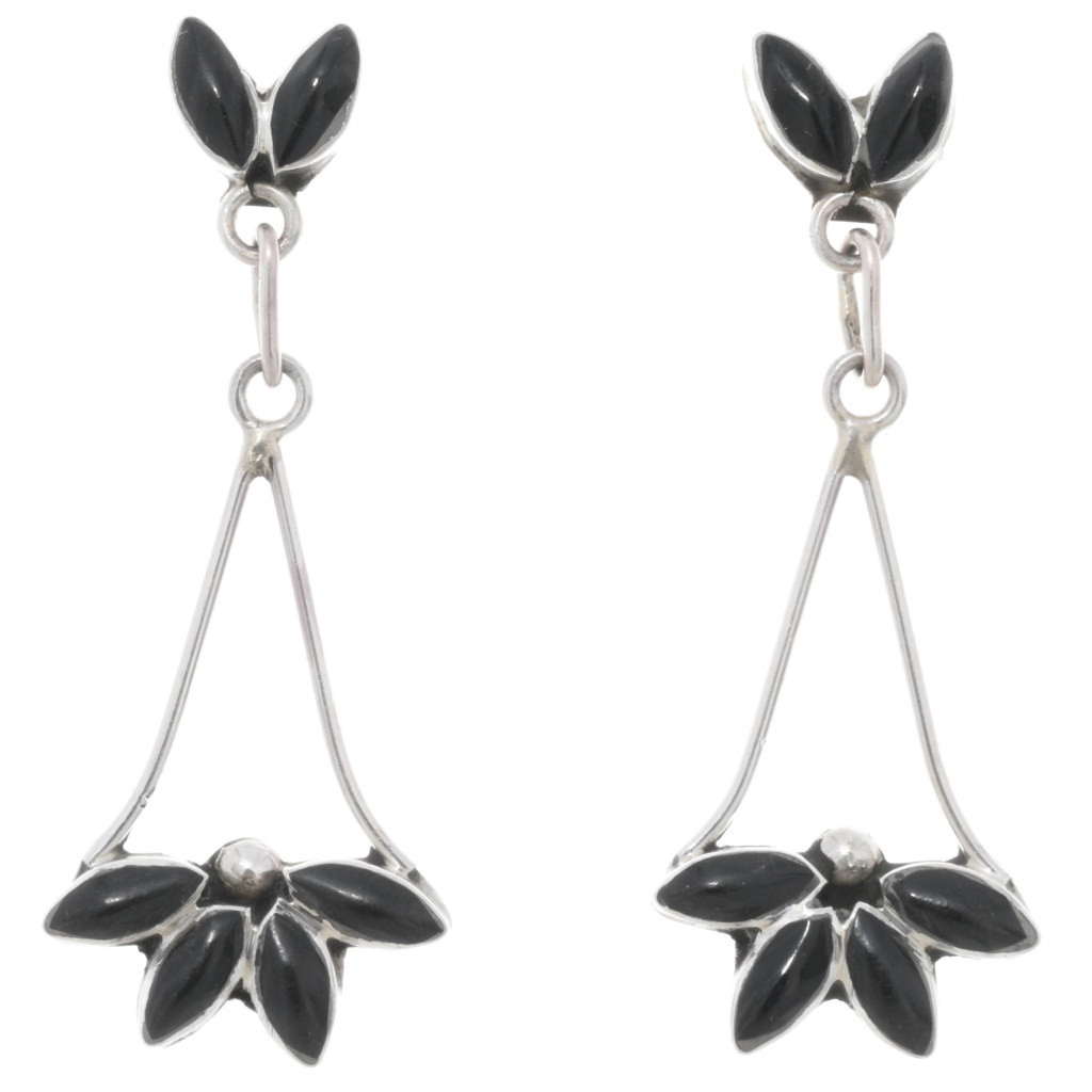 Sterling Silver Jet Black Zuni Petal Design Earrings 43777