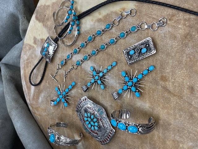 Kingman Turquoise vs Sleeping Beauty: Surprising Facts About Light Blue ...