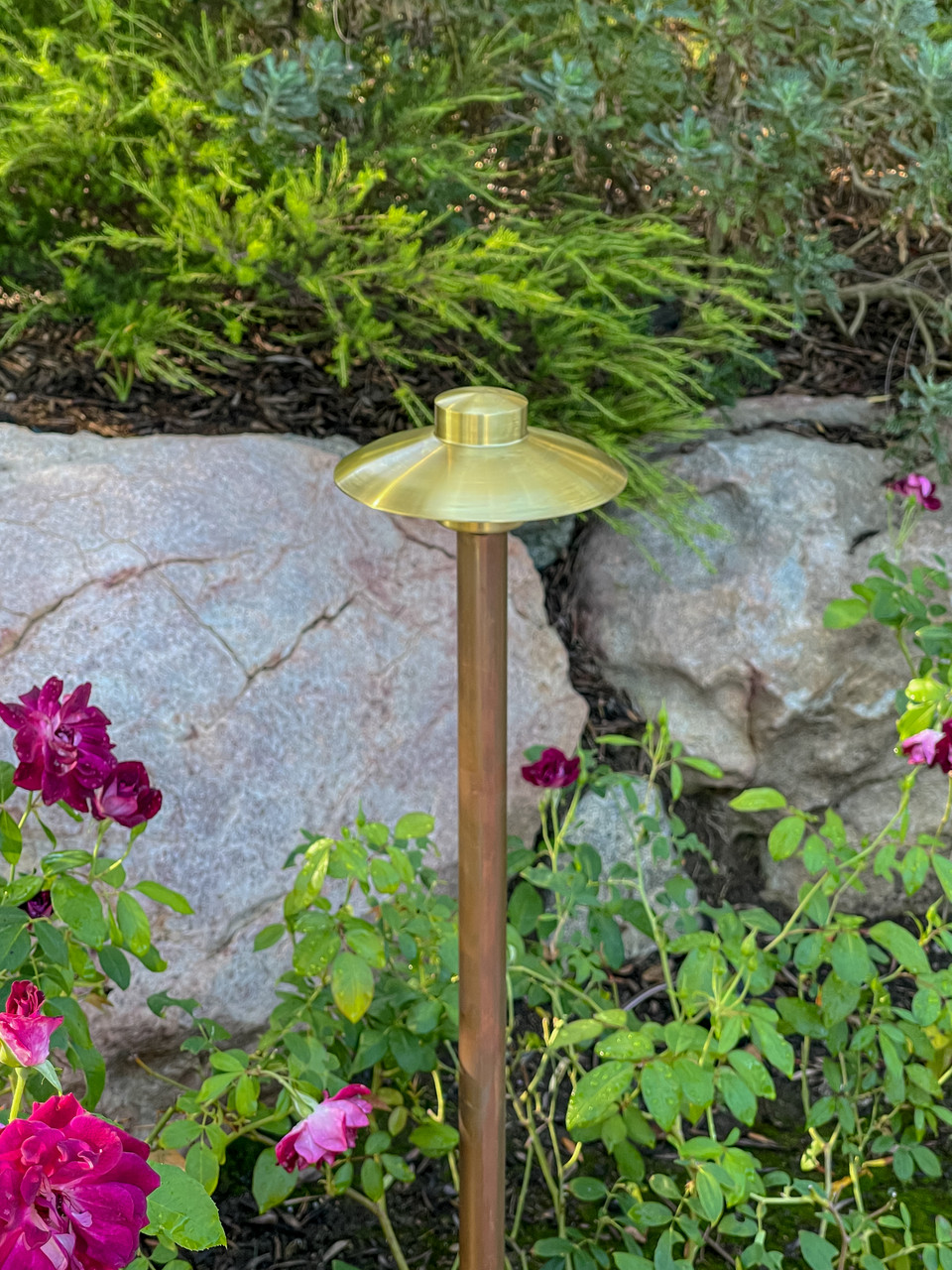 PATHFINDER 6 | Classic 6-Inch Copper Stem Path Light