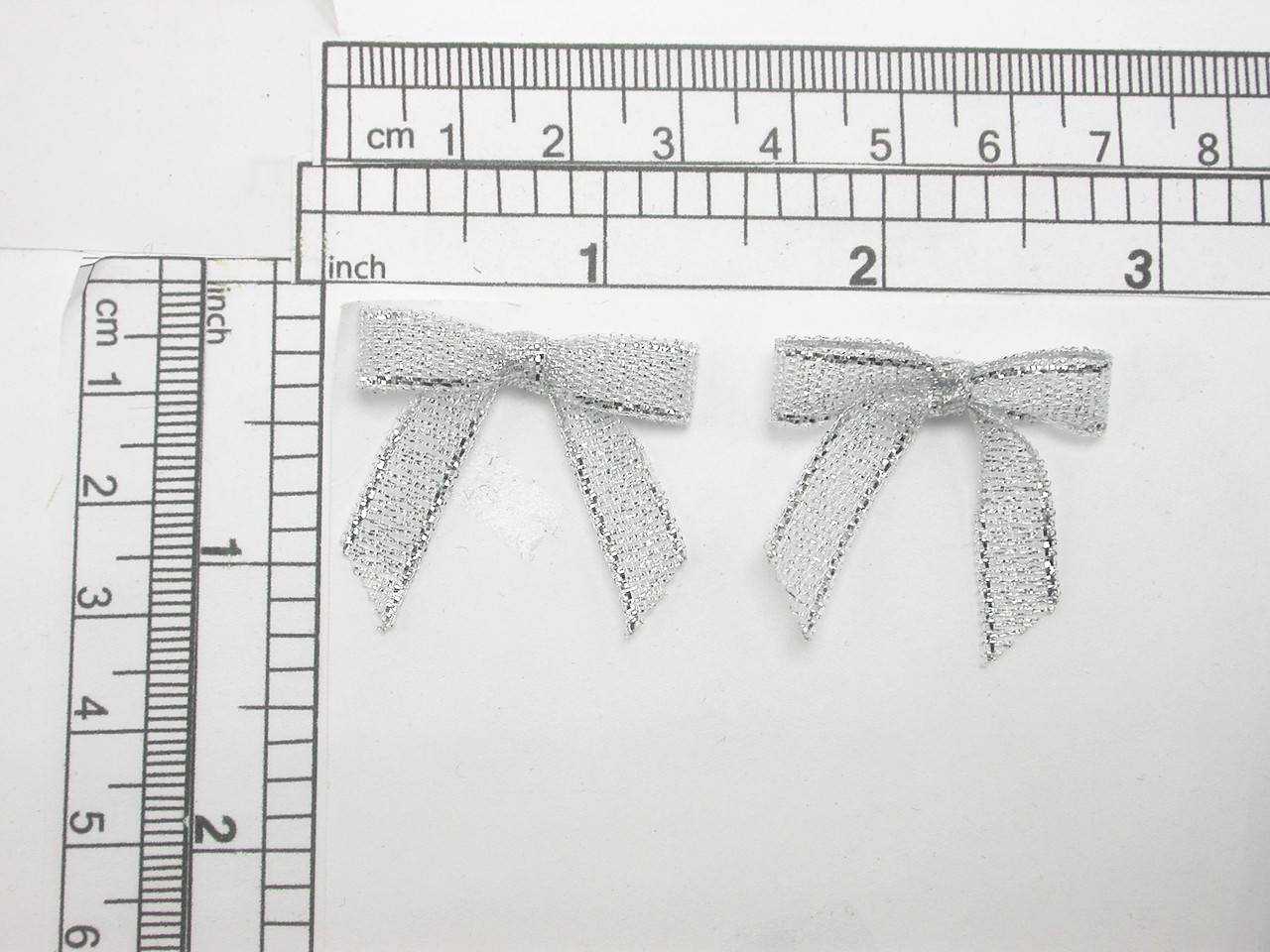Mini Silver Bow Metallic Lurex 50 Pieces 1 1/4" x 1 1/8" (32mm x 28.5mm ...