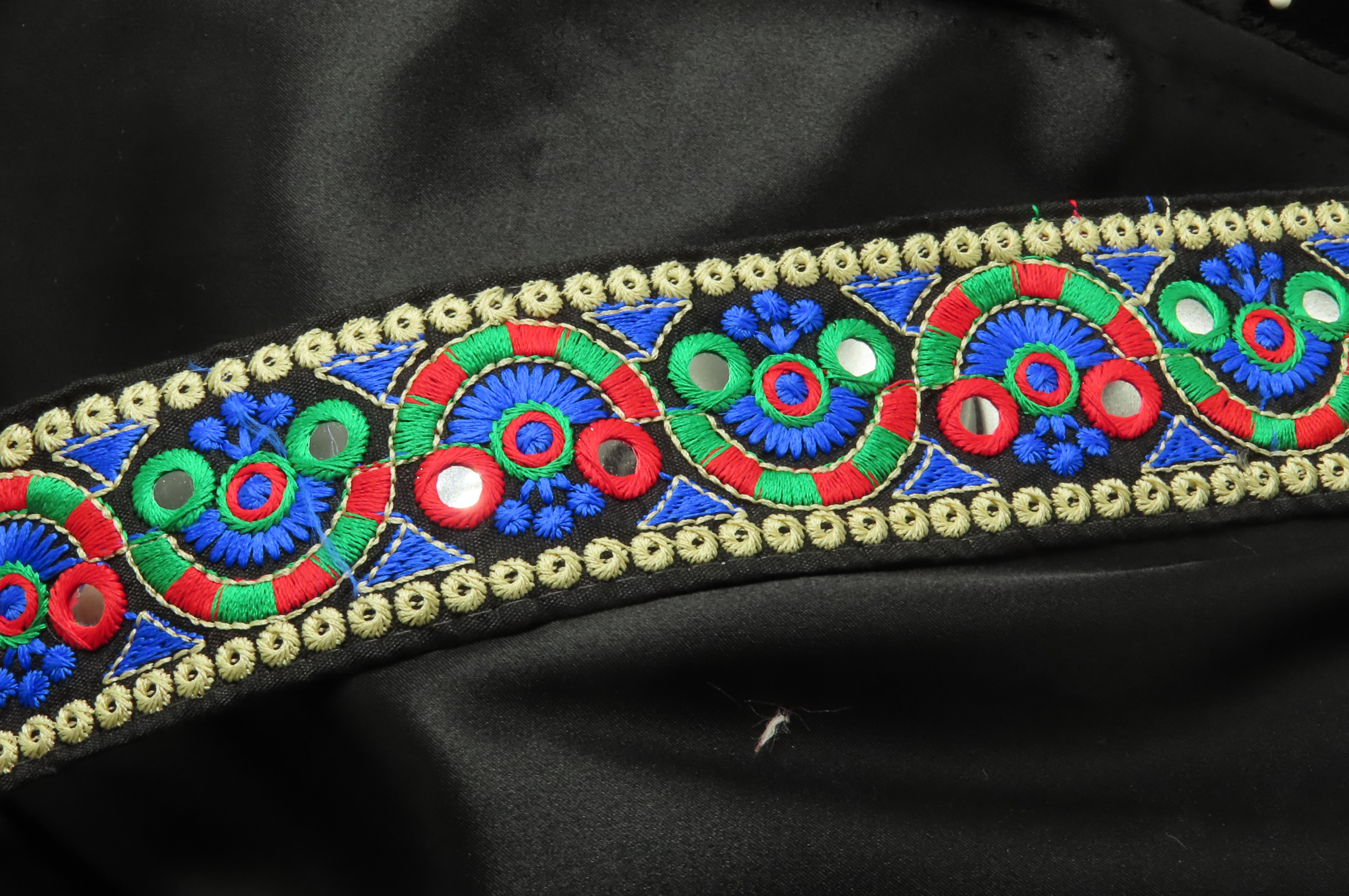 Mirrored Boho Style Embroidered Trim 2 1/8" 54mm Priced Per Yard TAN ...