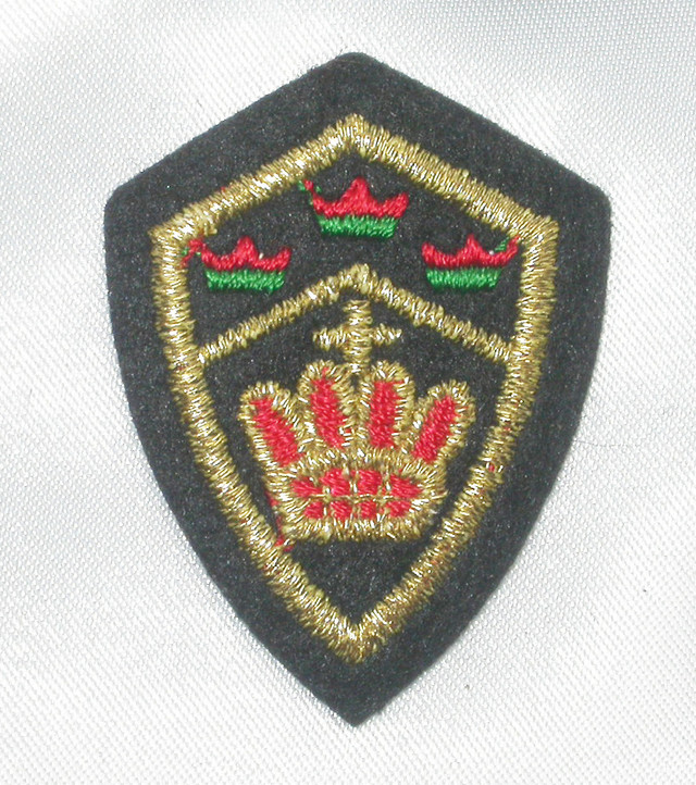 Crest Silver Eagle & Crown - Patchwork Panda Trims