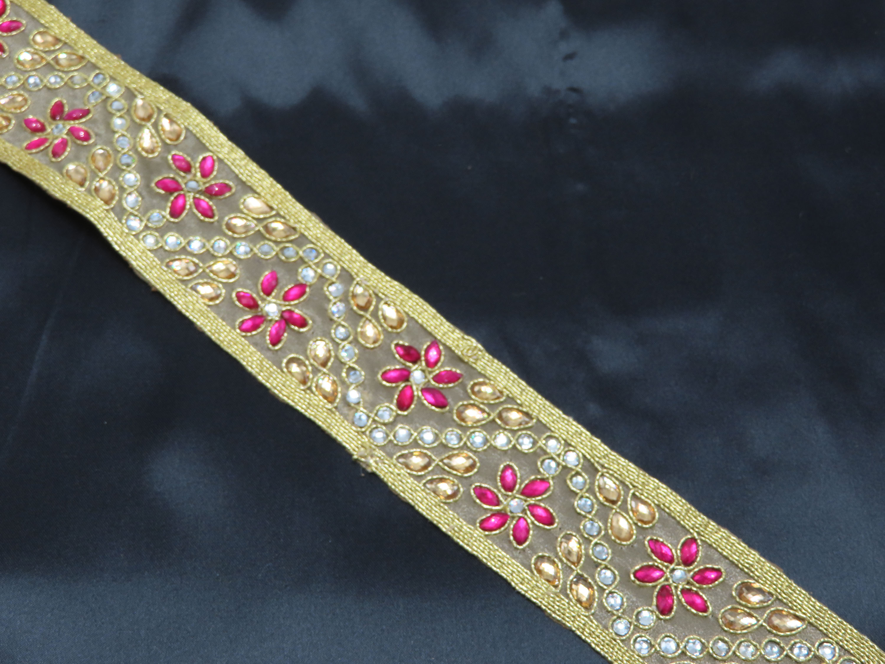 Beaded Border Floral 1 3/4" (45mm) Per Meter 10 Colors - Patchwork ...