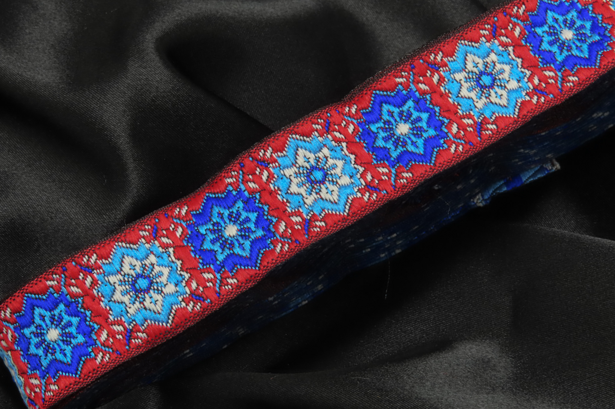 Jacquard Ribbon 1" 25mm Kaleido Per Yard - Patchwork Panda Trims