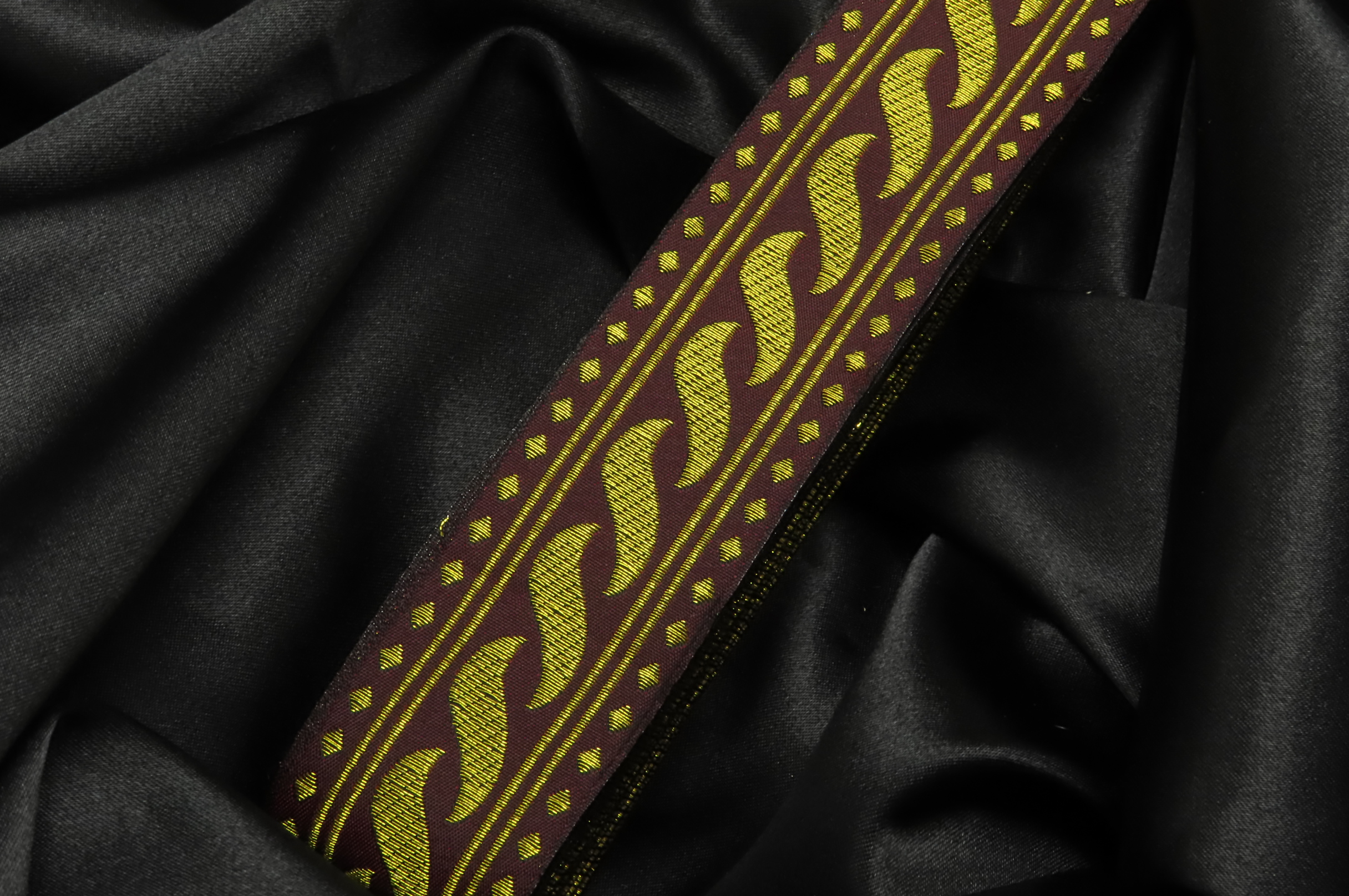 Jacquard Ribbon Single French Plait 1 5/16" (34mm) Metallic Gold Priced ...