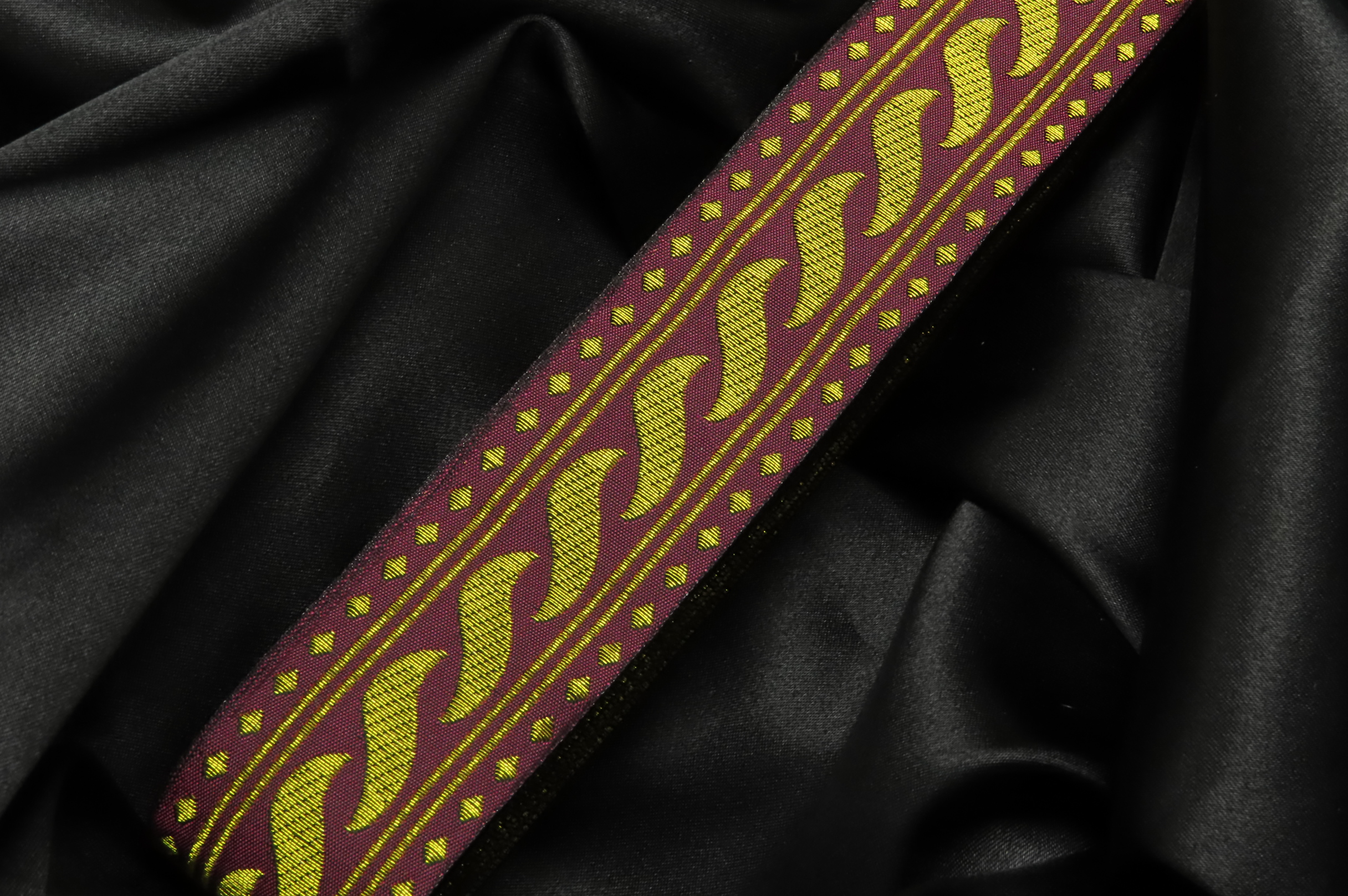 Jacquard Ribbon Single French Plait 1 5/16" (34mm) Metallic Gold Priced ...