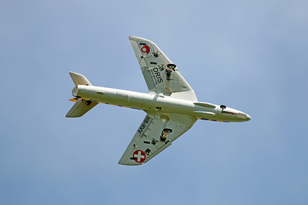 DYNAM HAWKER HUNTER RC Jet 6S Flaps Retracts - PNP | HobbyStation