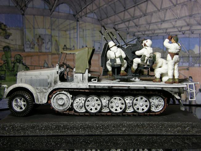 Tamiya - 1/35 German 8-ton Halftrack AA Gun Sd.Kfz7/1 WWII Plastic ...