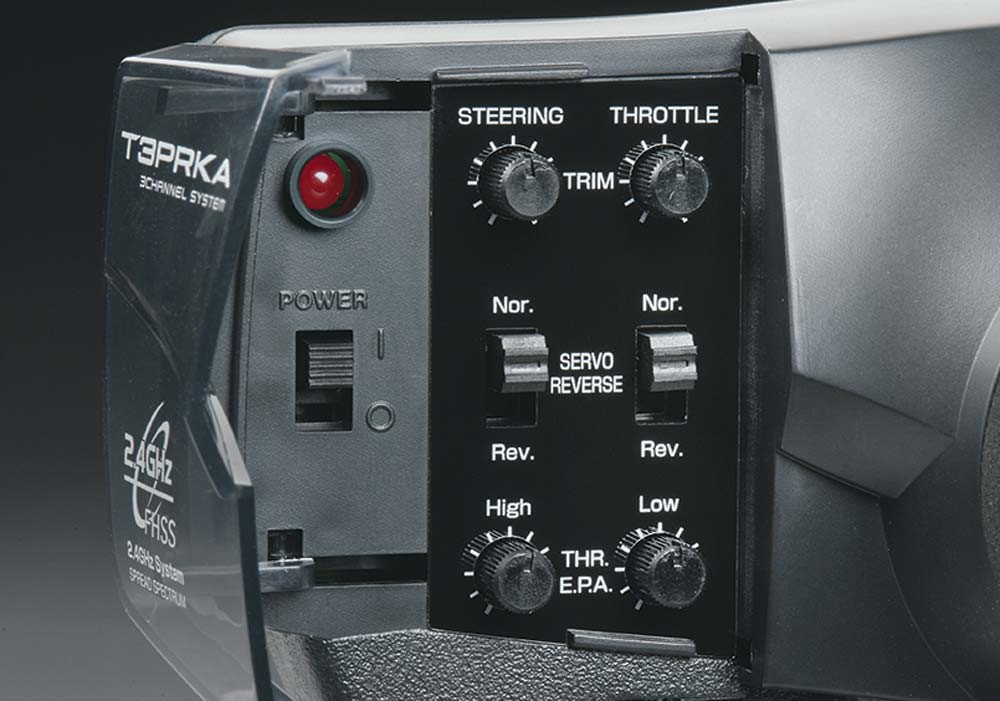 Futaba 3PRKA 2.4GHz FHSS Radio System w/R203GF Receiver - Hobby Station