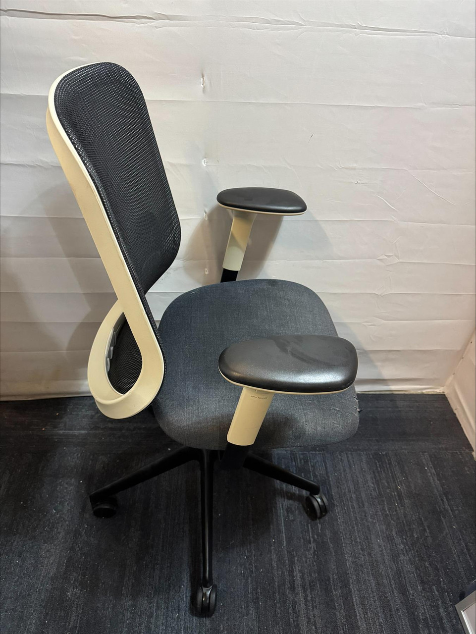 OrangeBox White And Black Do Task chair (A0F-887-4AD) - TRACOuk