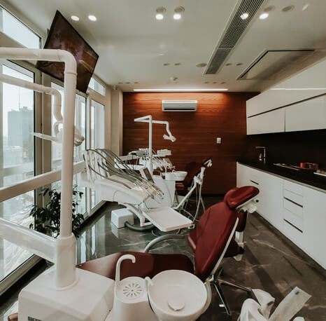 DESS® High Quality Dental Implants & Abutments