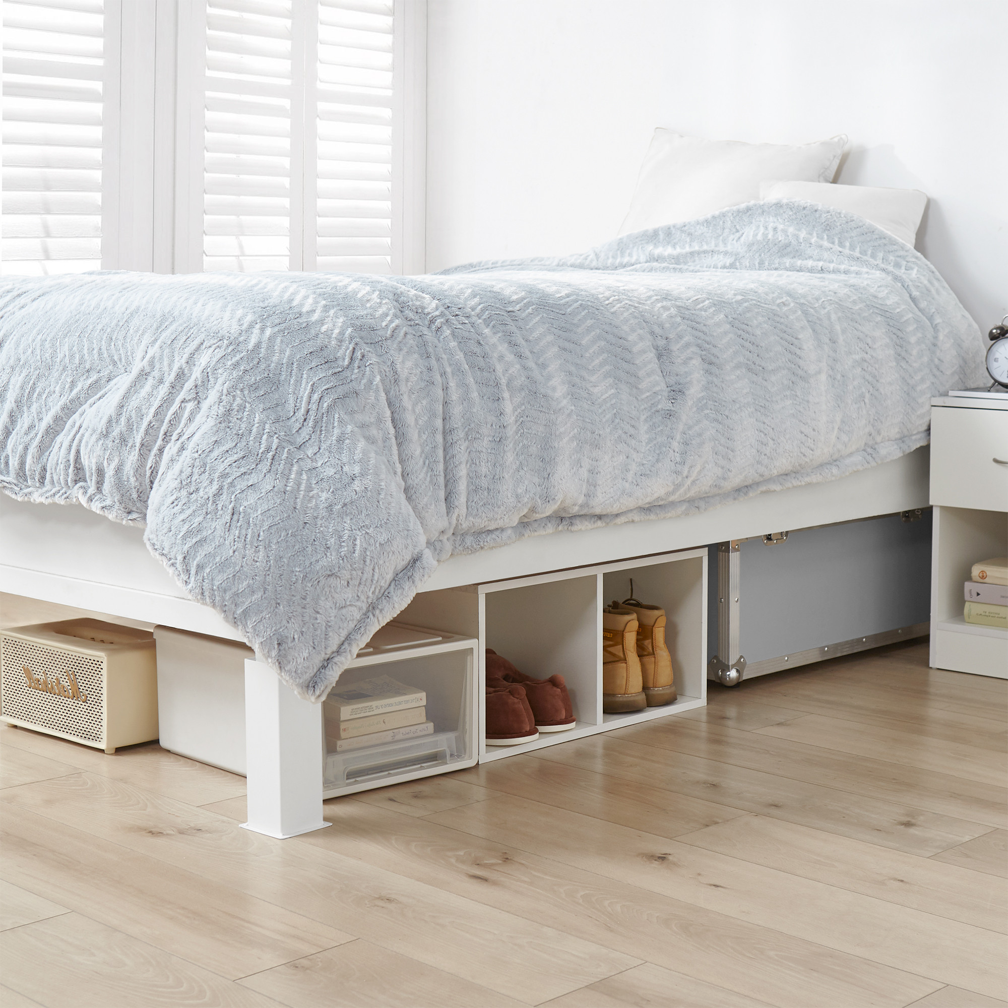 CARBON STEEL BED RISERS - WHITE