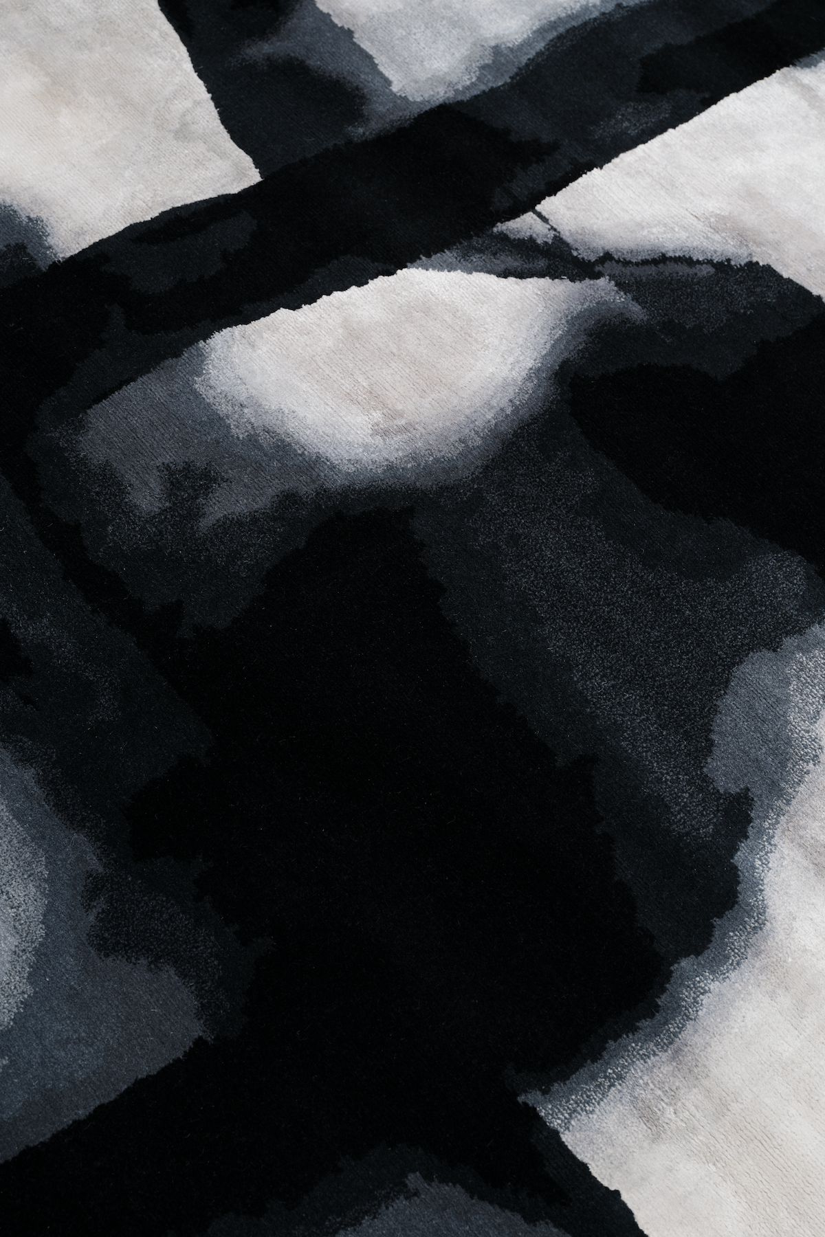 Solu Night by The Rug Company