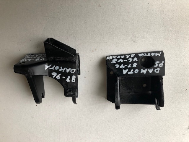 318/340/360 LA Dakota Performance Polyurethane Motor Mounts – Hipotek