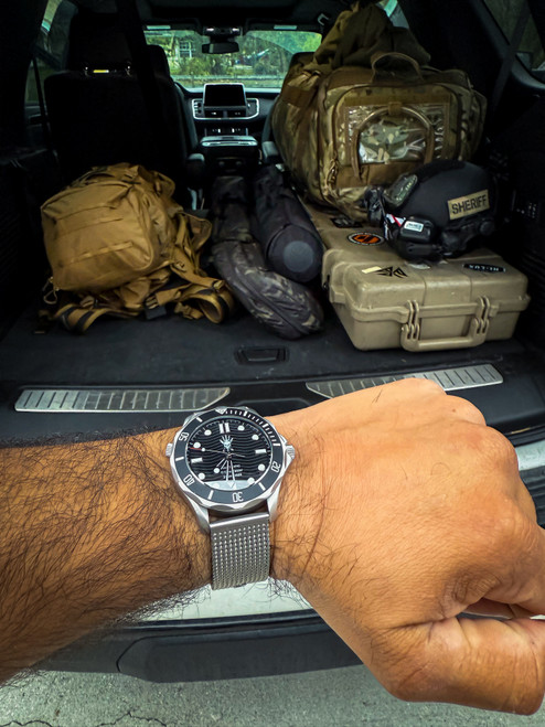 Titanium Dive Master - Senditcate Watch Co.