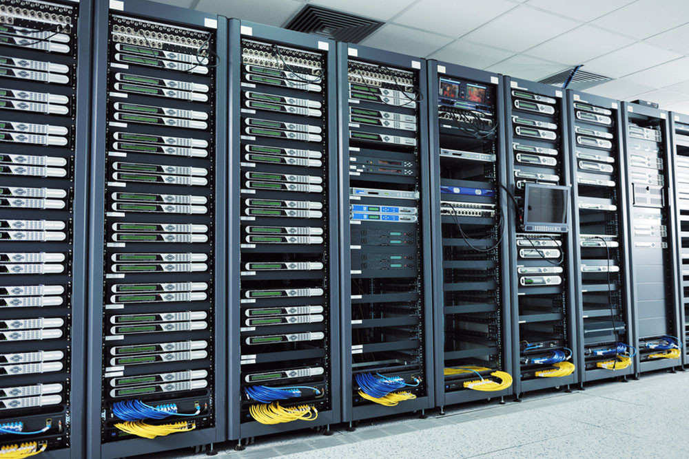 Tower Server Vs. Rack Server: Which Should You Choose? - Aventis Systems