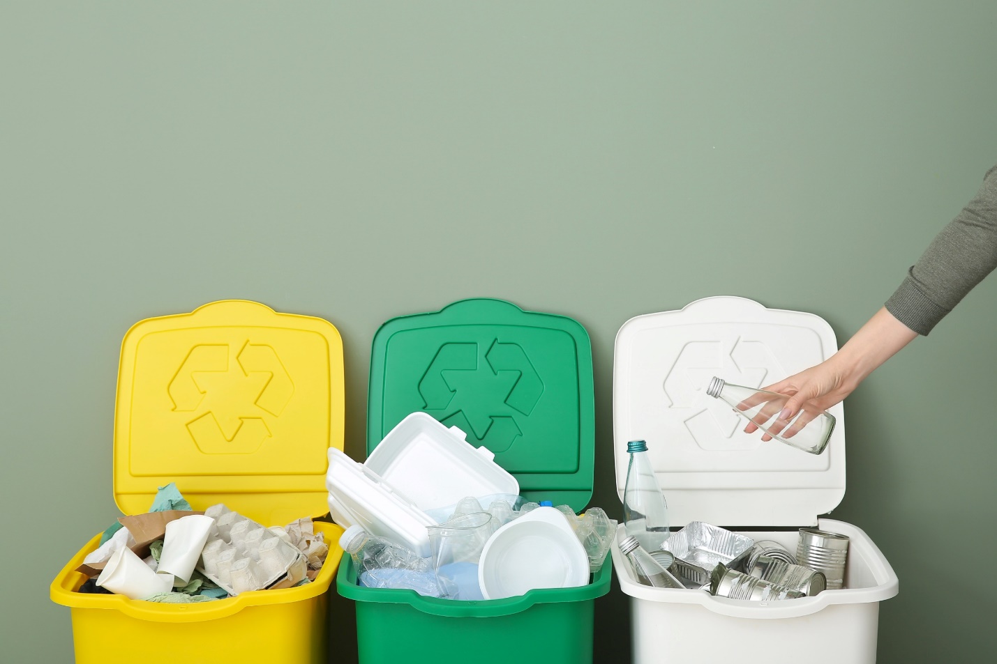 Tarp Recycling: Sustainable Disposal and Repurposing Solutions ...