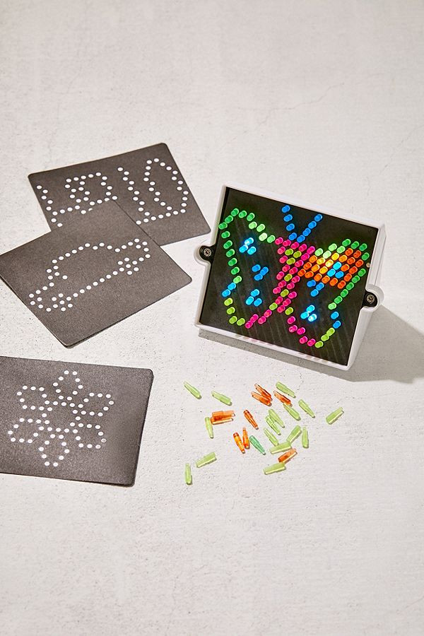 World's Smallest Lite Brite - Little Obsessed