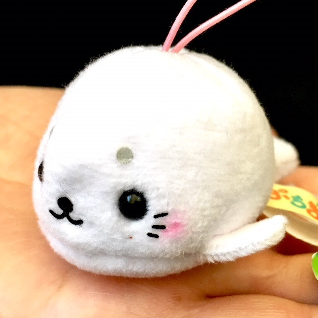 Puchimaru Mini Beanbag Plushes - Little Obsessed