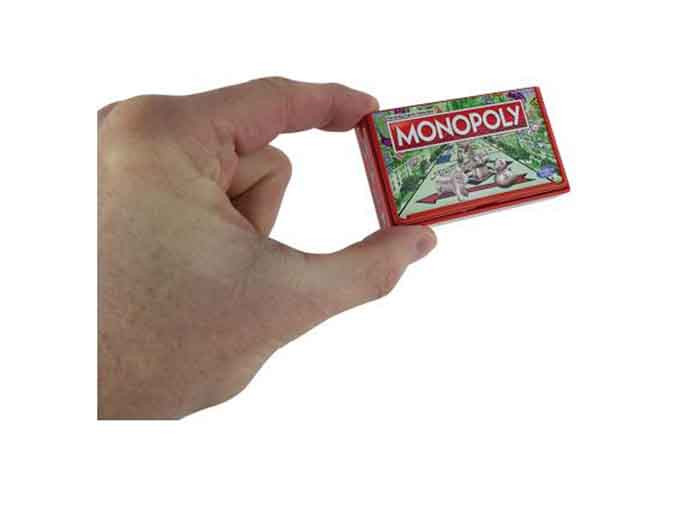 World's Smallest Monopoly - Little Obsessed