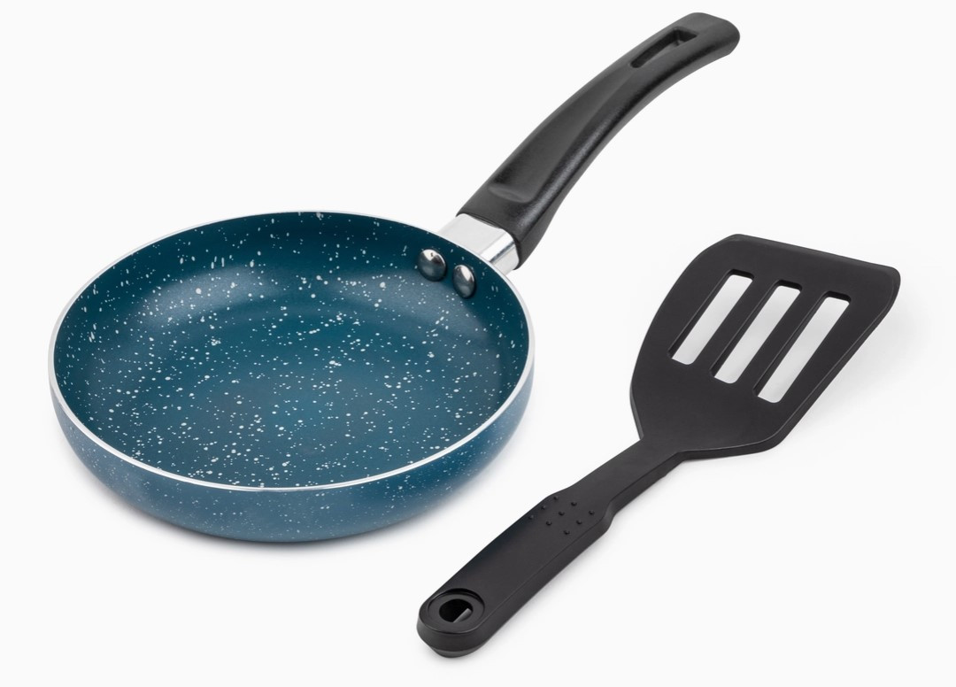 Mini Round Fry Pan With Slotted Turner - Little Obsessed