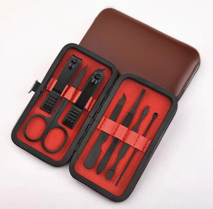Classy Care Mens Grooming & Manicure Kit - Little Obsessed