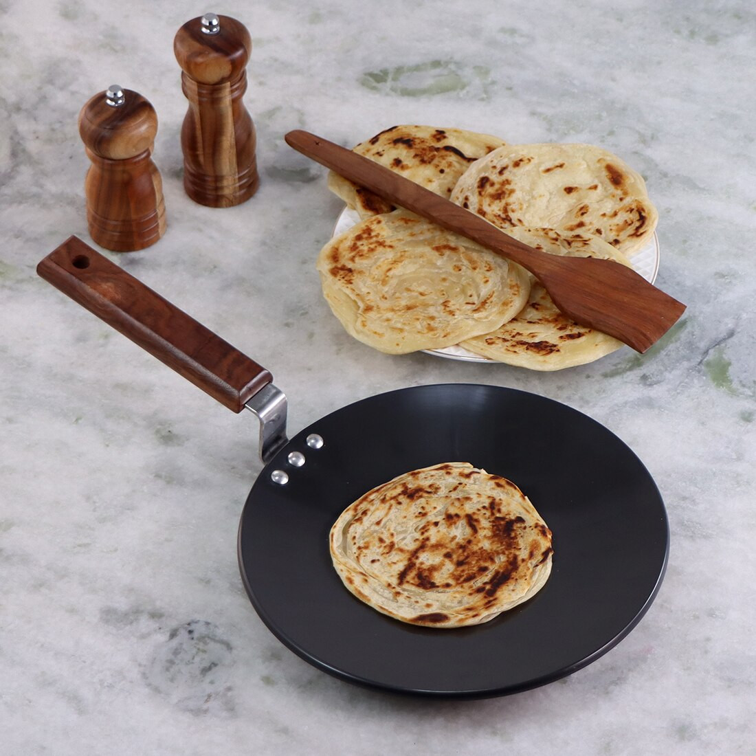 Wonderchef : Roti Naan Bread Tawa Griddle Pan | In-Sattva