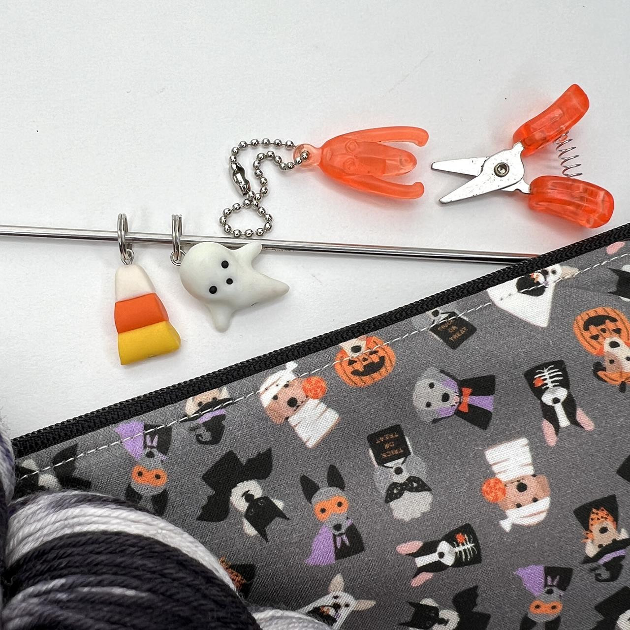 SSYC Spooky Pups Knit Kit - Simply Socks Yarn Company