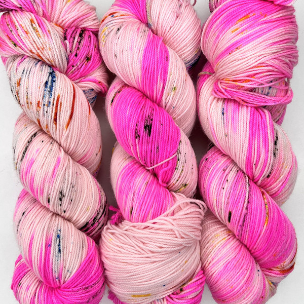 MT Twist Lt Voodoo - Simply Socks Yarn Company
