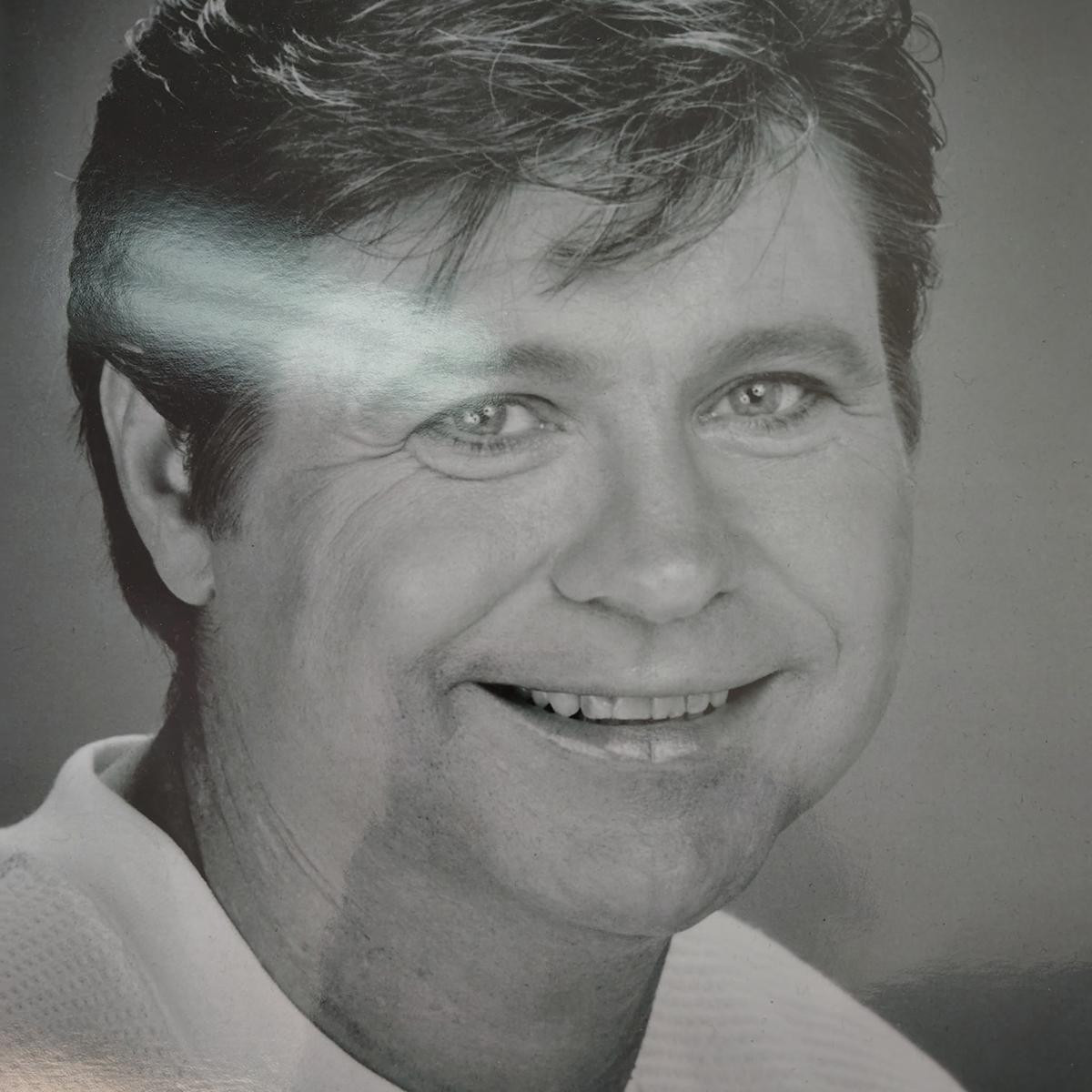 Ben Jones Headshot (8x10) - Cooter's Place