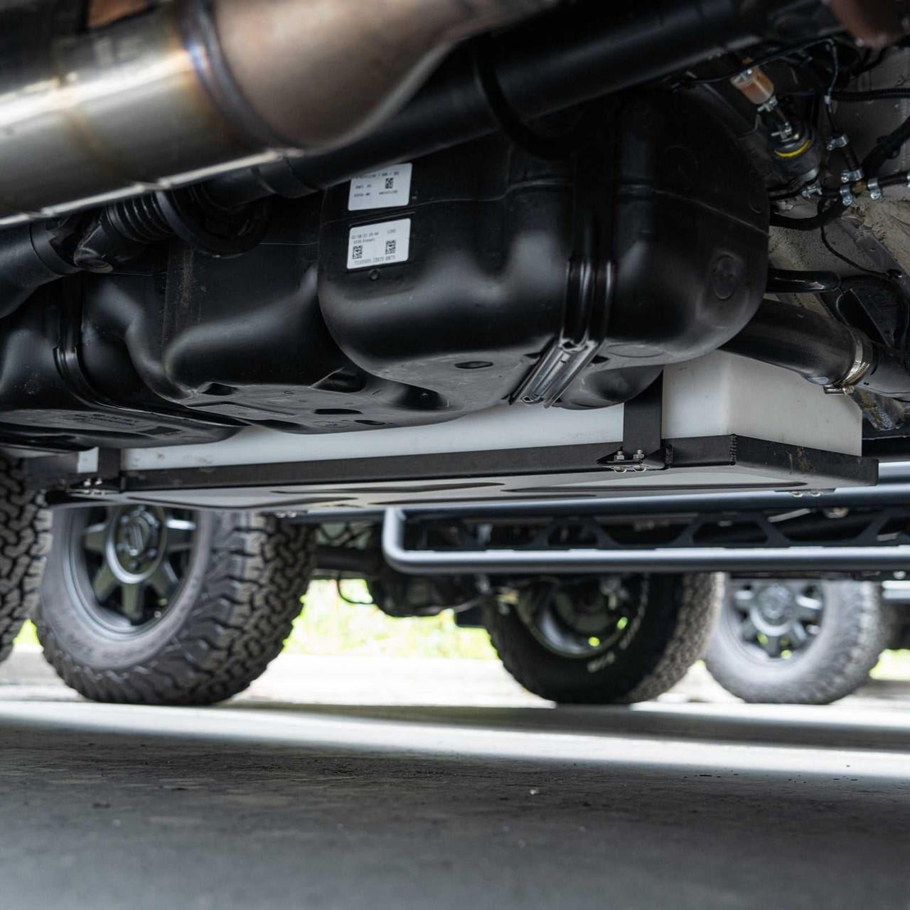 Sprinter Van 25 Gallon Water Tank & Mount Kit