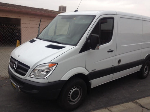 Mercedes Sprinter Van 20 Gallon Auxiliary Fuel Tank Kit