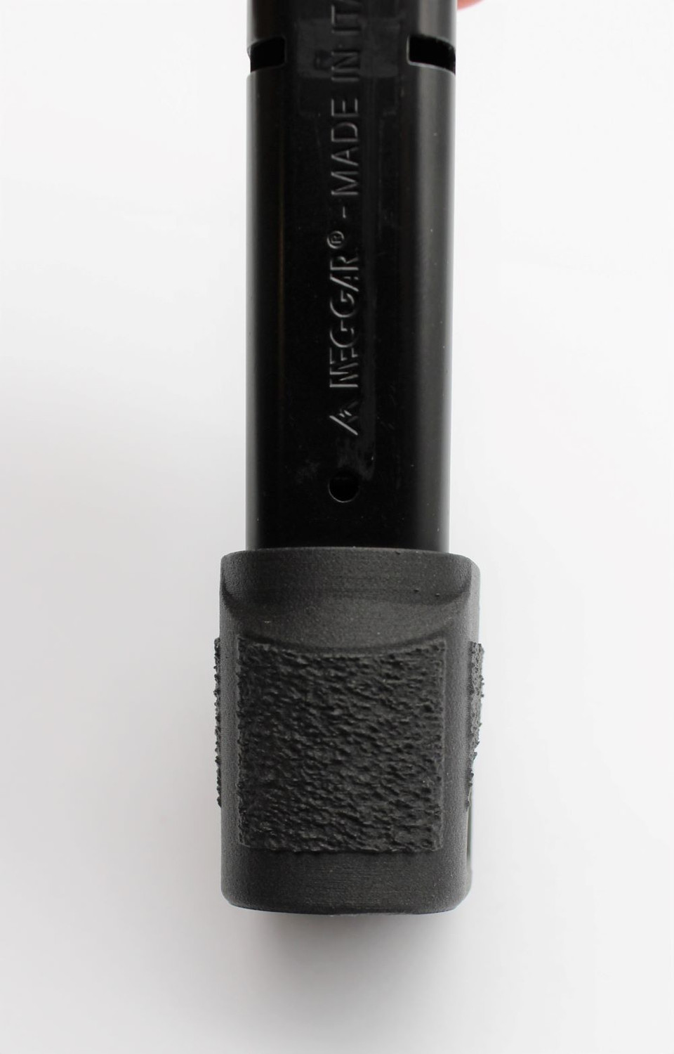 +2 extension works with the Taurus GX4 and its 13 round magazine with LARGE BACK STRAP on frame.