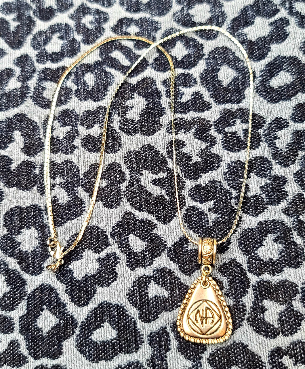 Mini NA Key Tag Necklace - Ladies Chain - Doing It Sober