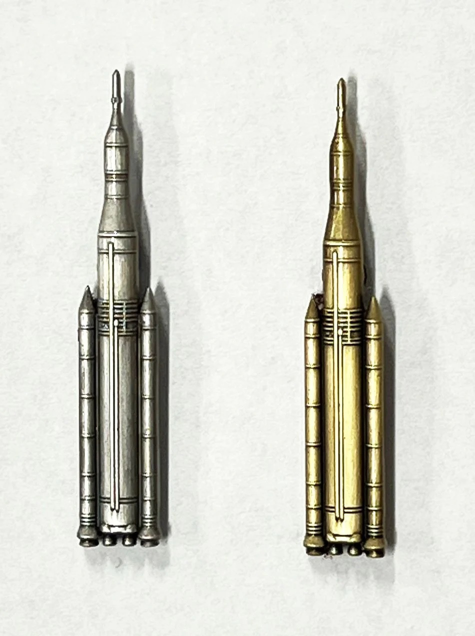 Collectibles - Pins - NASA Gear