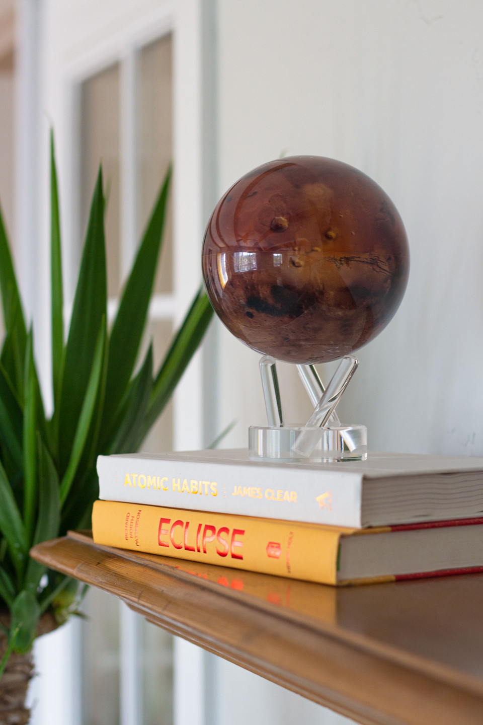 MOVA® Rotating Globes