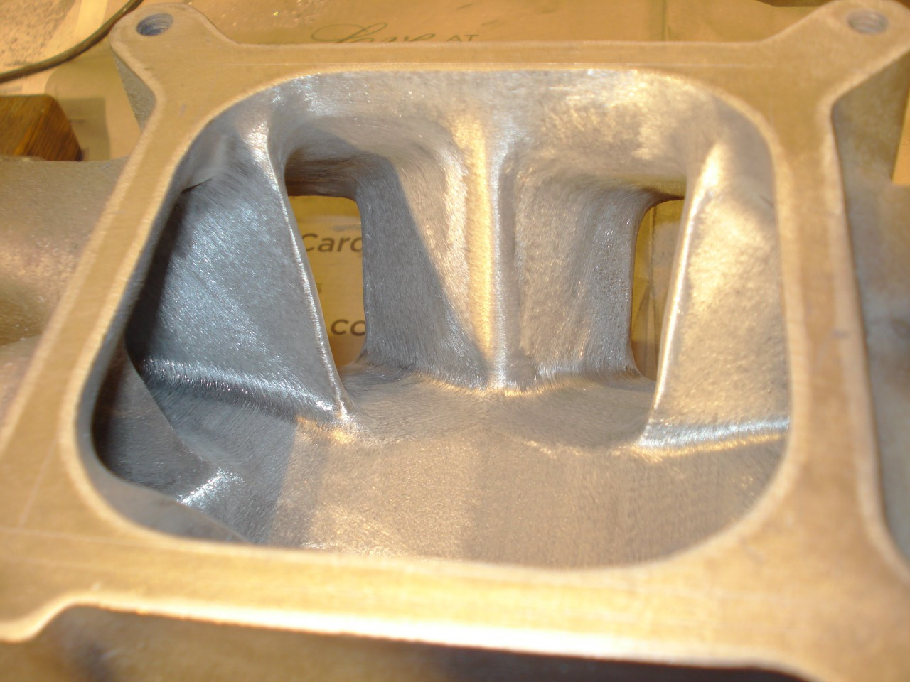 Edelbrock SBF Victor Jr 302 Intake