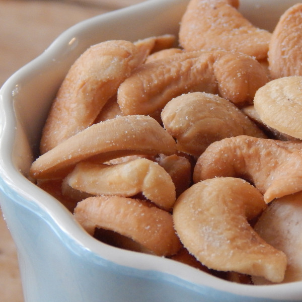 Large Whole Cashews - Salted - 1 lb. bag