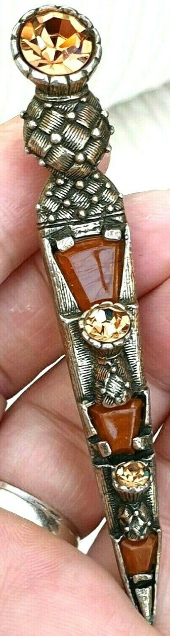 Signed Miracle Kilt Dirk Pin Scottish Celtic Agate Dagger Brooch