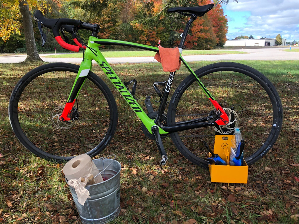 Cyclocross race pit box bike stand