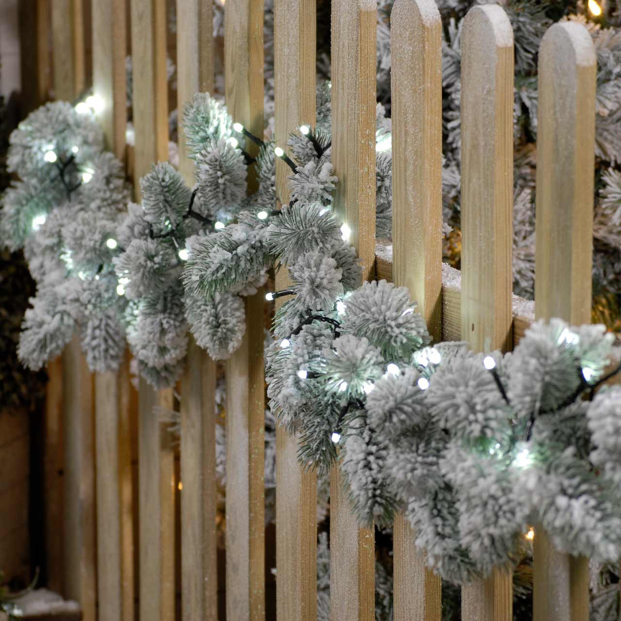 Festive Indoor & Outdoor 6ft Christmas Tree Glow-Worm Lights 760 White ...
