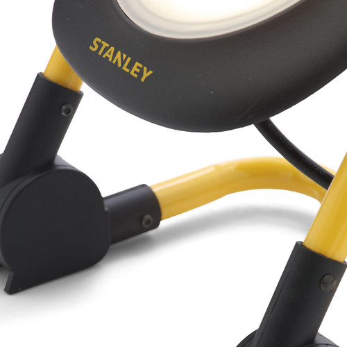 Stanley Folding LED Work Light 50W | Lightbulbs Direct