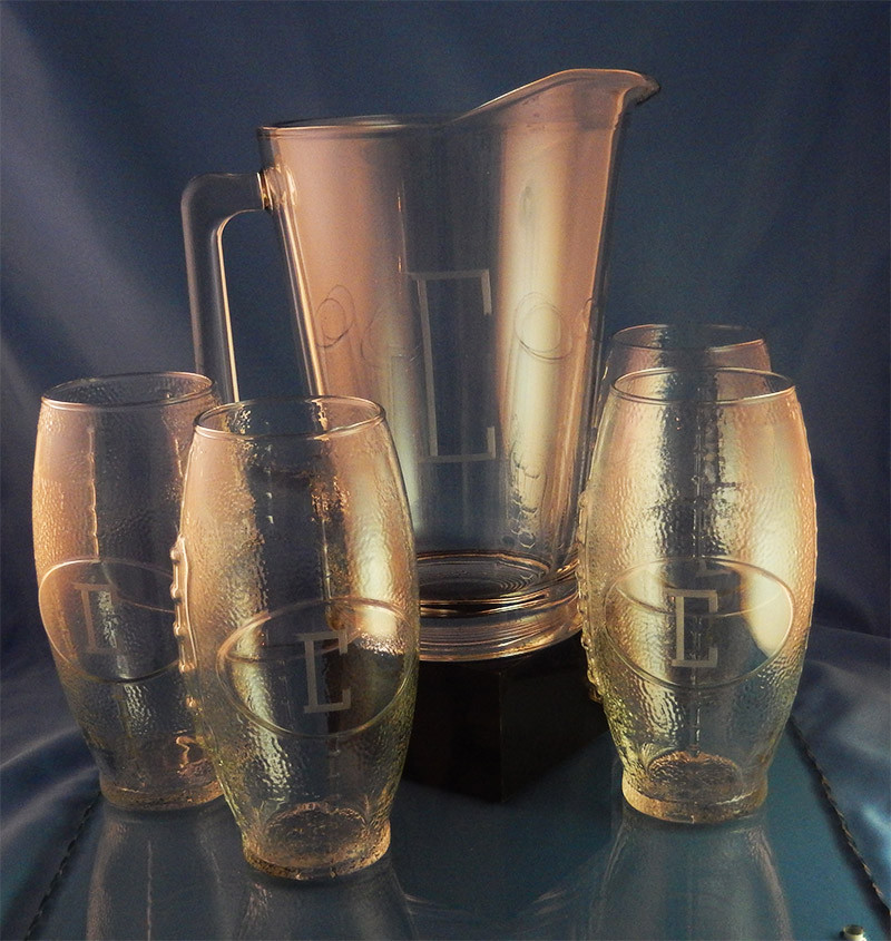 Personalized Football Pub Set- great groomsman gift | The Crystal Shoppe.