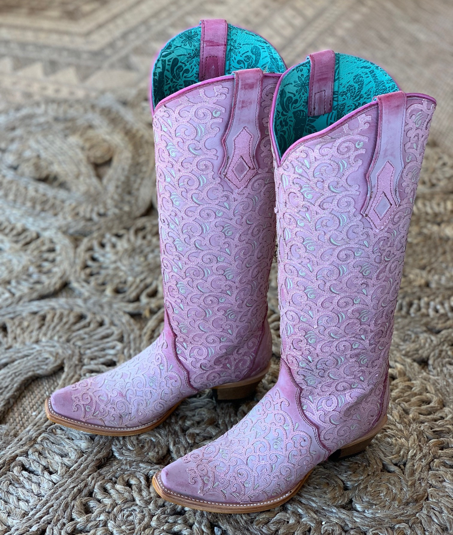 Corral Pink Glitter Overlay Embroidery Triad C4071
